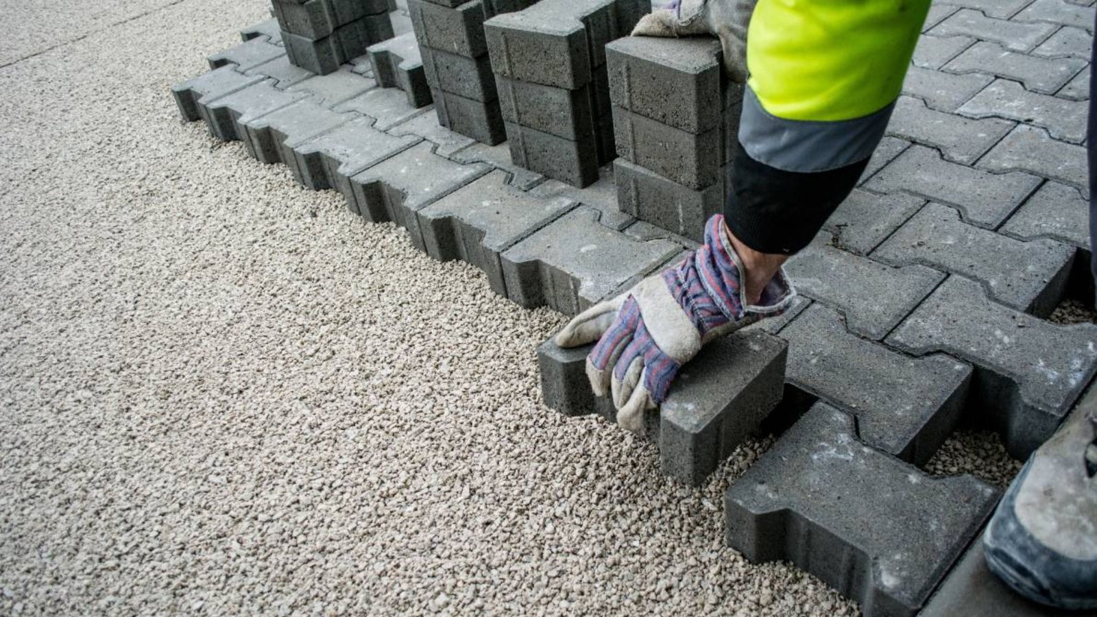 Ultimate Guide To Best Concrete Mix For Making Paving Slabs