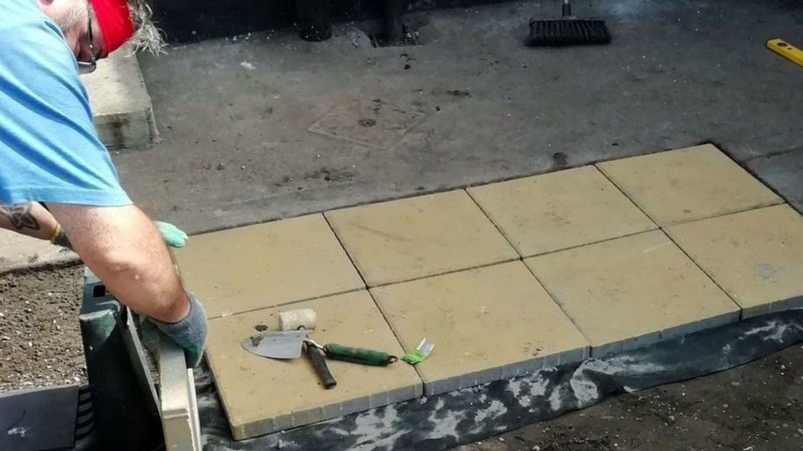 Ultimate Guide To Best Concrete Mix For Making Paving Slabs